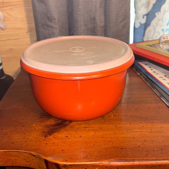 Tupperware | Kitchen | Vintage Tupperware Bowl | Poshmark